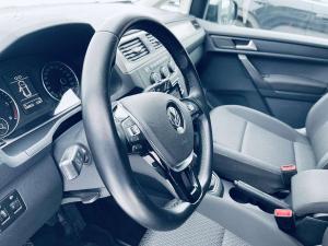 Серый Фольксваген Кадди 2017 в Каунас, объемом двигателя 2.00 л и пробегом 200 тыс. км за 11800 €, фото 17 на AUTOMOTO.COM.LV