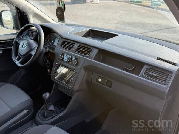 Pelēks Volkswagen Caddy 2017 Rīga, ar dzinēja tilpumu 2.00 L un nobraukumu 180 tūkst. km par 9000 €, foto 8 vietnē AUTOMOTO.COM.LV