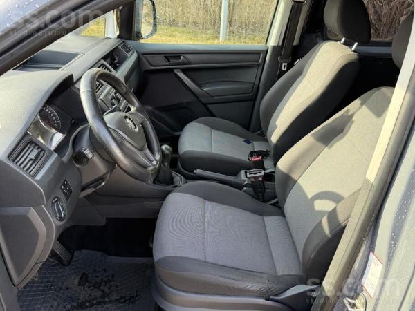 Pelēks Volkswagen Caddy 2017 Rīga, ar dzinēja tilpumu 2.00 L un nobraukumu 180 tūkst. km par 9000 €, foto 10 vietnē AUTOMOTO.COM.LV