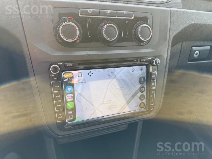 Pelēks Volkswagen Caddy 2017 Rīga, ar dzinēja tilpumu 2.00 L un nobraukumu 180 tūkst. km par 9000 €, foto 14 vietnē AUTOMOTO.COM.LV