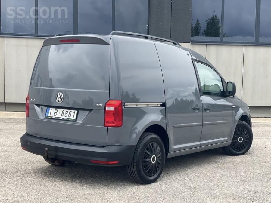 Pelēks Volkswagen Caddy 2017 Rīga, ar dzinēja tilpumu 2.00 L un nobraukumu 238 tūkst. km par 7190 €, foto 7 vietnē AUTOMOTO.COM.LV