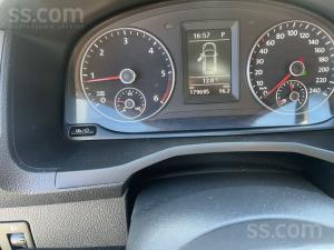 Pelēks Volkswagen Caddy 2017 Rīga, ar dzinēja tilpumu 2.00 L un nobraukumu 180 tūkst. km par 11200 €, foto 5 vietnē AUTOMOTO.COM.LV