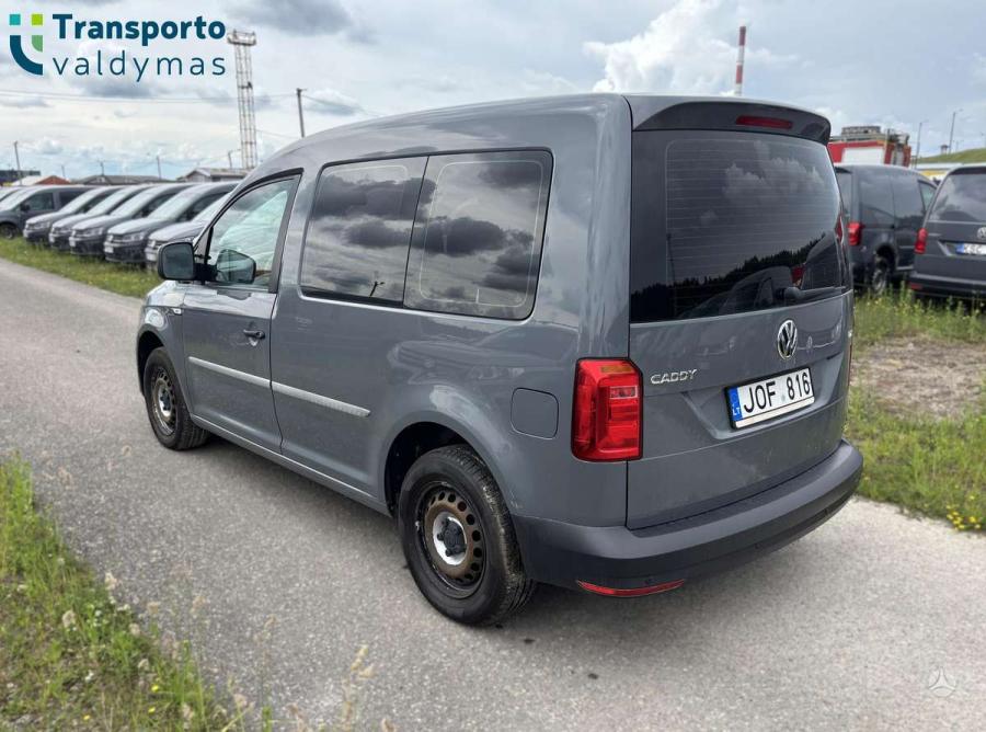 Pelēks Volkswagen Caddy 2017 Viļņa, ar dzinēja tilpumu 1.97 L un nobraukumu 118 tūkst. km par 7600 €, foto 7 vietnē AUTOMOTO.COM.LV