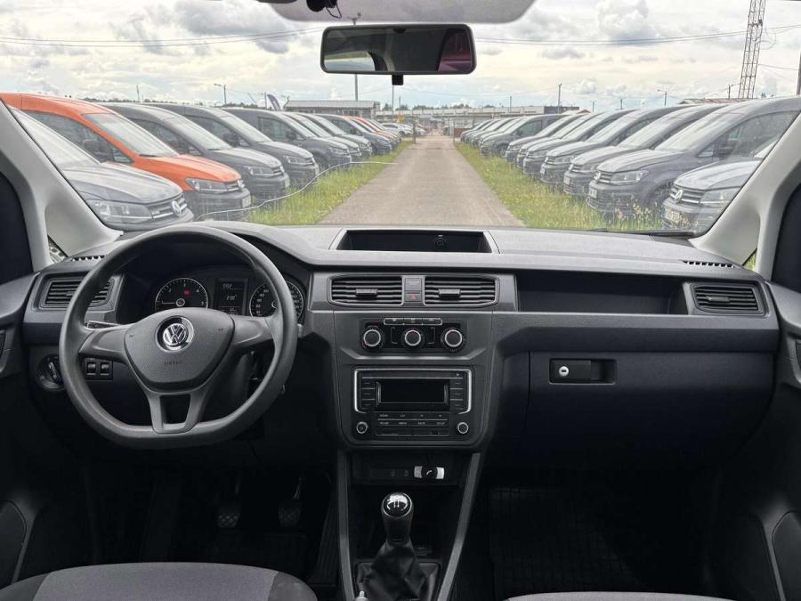 Pelēks Volkswagen Caddy 2017 Viļņa, ar dzinēja tilpumu 1.97 L un nobraukumu 118 tūkst. km par 7600 €, foto 9 vietnē AUTOMOTO.COM.LV