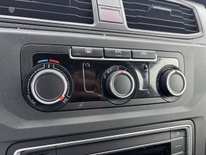 Pelēks Volkswagen Caddy 2017 Viļņa, ar dzinēja tilpumu 1.97 L un nobraukumu 150 tūkst. km par 7600 €, foto 12 vietnē AUTOMOTO.COM.LV