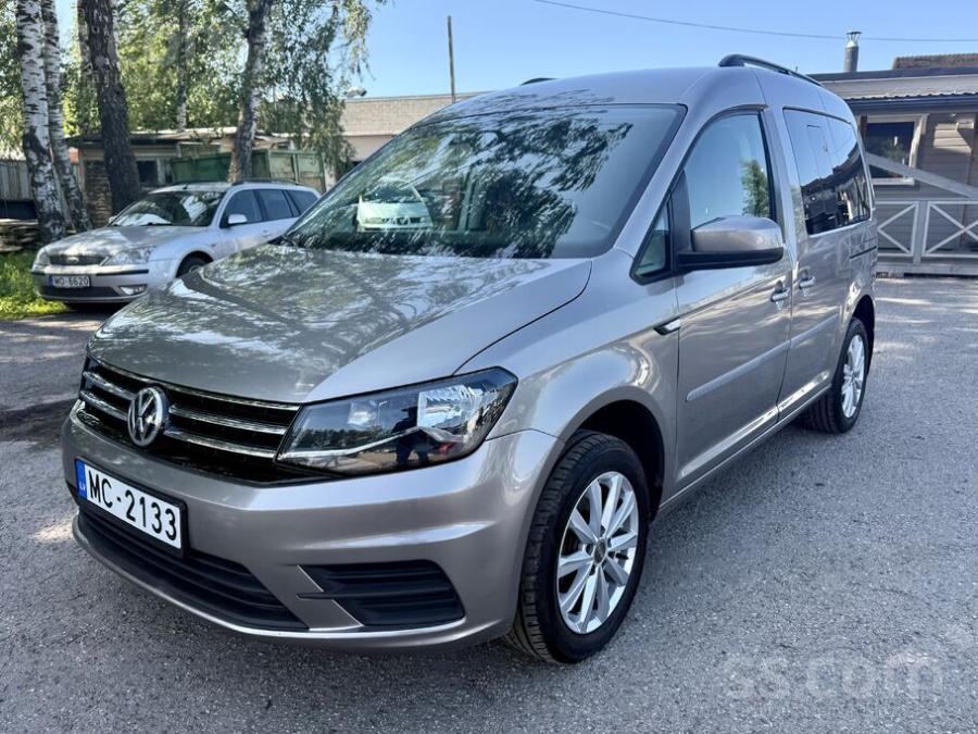 Grey Volkswagen Caddy 2017 in Riga, with an engine capacity of 1.40 L and mileage of 0 thousand km for 10990 €, photo 3 on AUTOMOTO.COM.LV