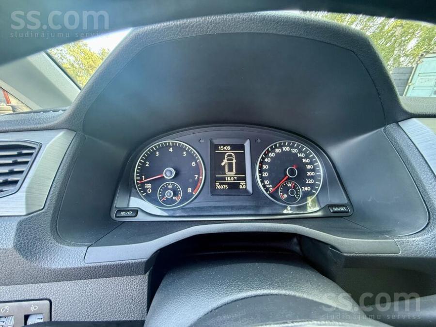 Grey Volkswagen Caddy 2017 in Riga, with an engine capacity of 1.40 L and mileage of 0 thousand km for 10990 €, photo 8 on AUTOMOTO.COM.LV