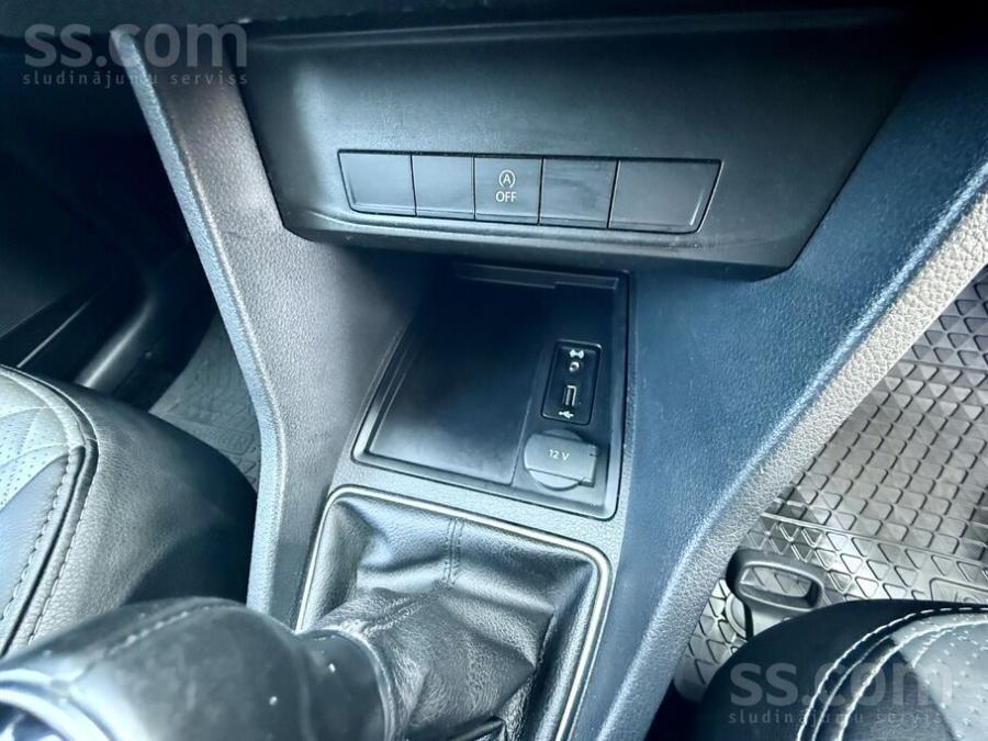 Grey Volkswagen Caddy 2017 in Riga, with an engine capacity of 1.40 L and mileage of 0 thousand km for 10990 €, photo 12 on AUTOMOTO.COM.LV