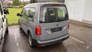 Grey Volkswagen Caddy 2017 in Kaunas, with an engine capacity of 1.97 L and mileage of 266 thousand km for 8000 €, photo 3 on AUTOMOTO.COM.LV