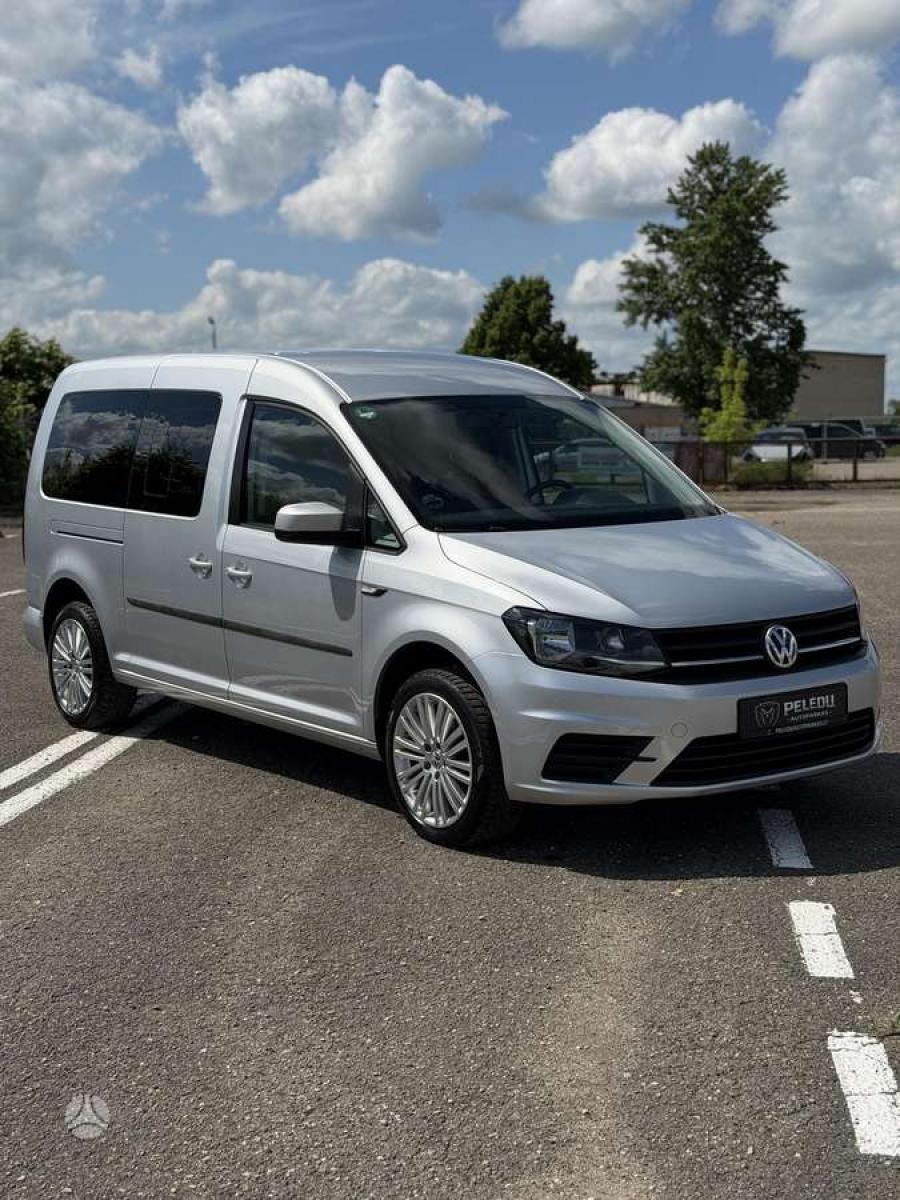 Grey Volkswagen Caddy 2017 in Kedainiai, with an engine capacity of 1.97 L and mileage of 291 thousand km for 12000 €, photo 1 on AUTOMOTO.COM.LV
