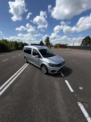 Grey Volkswagen Caddy 2017 in Kedainiai, with an engine capacity of 1.97 L and mileage of 291 thousand km for 12000 €, photo 12 on AUTOMOTO.COM.LV