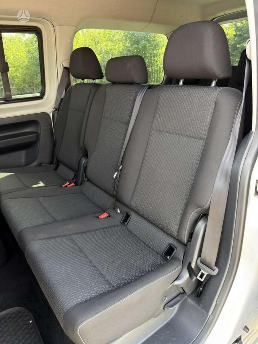 Grey Volkswagen Caddy 2017 in Kedainiai, with an engine capacity of 1.97 L and mileage of 291 thousand km for 12000 €, photo 16 on AUTOMOTO.COM.LV