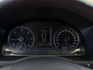 Grey Volkswagen Caddy 2017 in Kedainiai, with an engine capacity of 1.97 L and mileage of 291 thousand km for 12000 €, photo 25 on AUTOMOTO.COM.LV