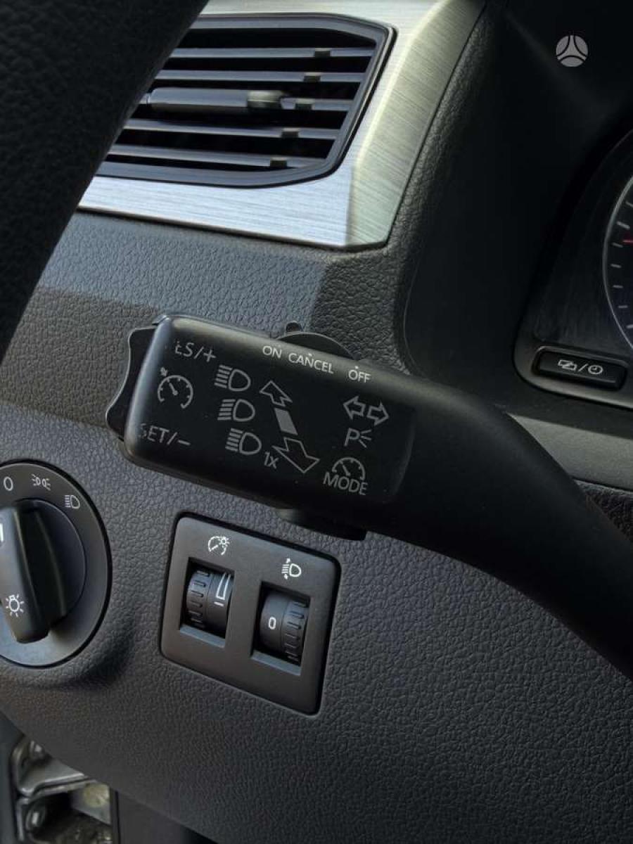 Grey Volkswagen Caddy 2017 in Kedainiai, with an engine capacity of 1.97 L and mileage of 291 thousand km for 12000 €, photo 29 on AUTOMOTO.COM.LV