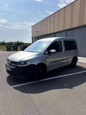 Grey Volkswagen Caddy 2017 in Klaipeda, with an engine capacity of 1.97 L and mileage of 174 thousand km for 9850 €, photo 4 on AUTOMOTO.COM.LV