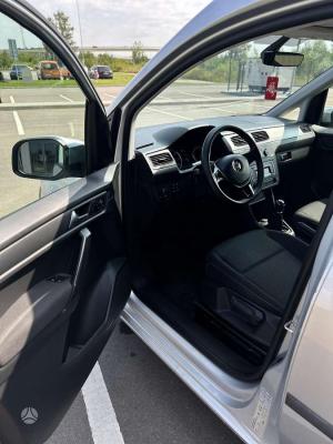 Grey Volkswagen Caddy 2017 in Klaipeda, with an engine capacity of 1.97 L and mileage of 174 thousand km for 9850 €, photo 10 on AUTOMOTO.COM.LV