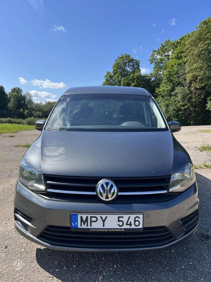Grey Volkswagen Caddy 2017 in Kedainiai, with an engine capacity of 1.97 L and mileage of 235 thousand km for 12500 €, photo 1 on AUTOMOTO.COM.LV