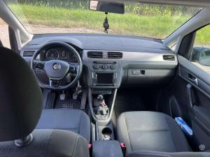 Grey Volkswagen Caddy 2017 in Kedainiai, with an engine capacity of 1.97 L and mileage of 235 thousand km for 12500 €, photo 13 on AUTOMOTO.COM.LV