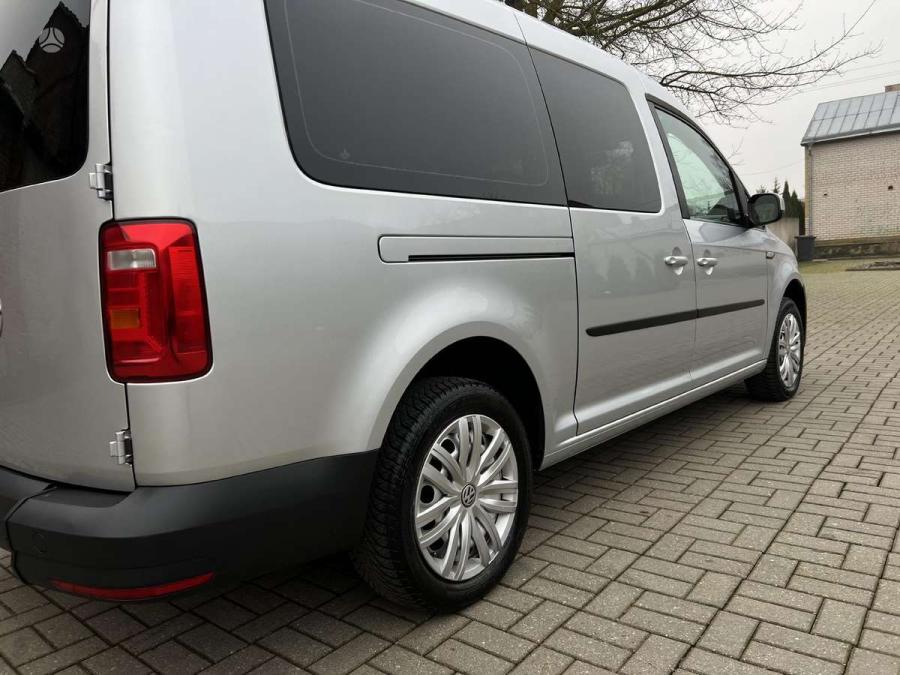 Pelēks Volkswagen Caddy 2018 Kėdainiai, ar dzinēja tilpumu 1.97 L un nobraukumu 243 tūkst. km par 9950 €, foto 14 vietnē AUTOMOTO.COM.LV