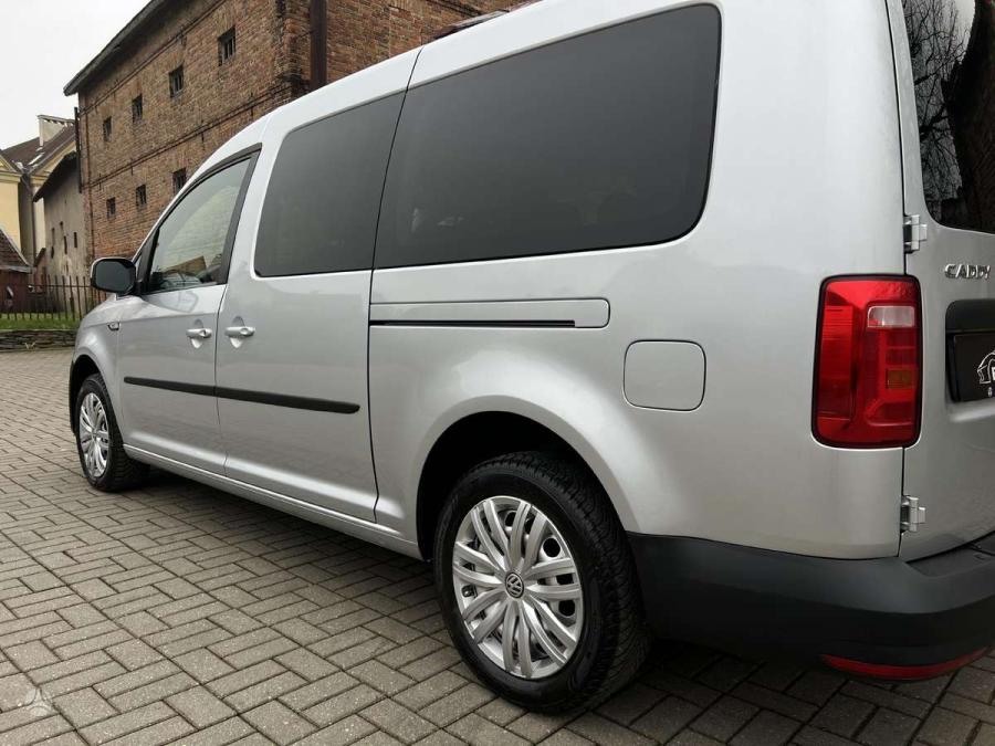 Pelēks Volkswagen Caddy 2018 Kėdainiai, ar dzinēja tilpumu 1.97 L un nobraukumu 243 tūkst. km par 9950 €, foto 15 vietnē AUTOMOTO.COM.LV