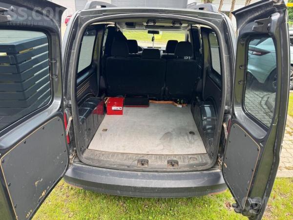 Pelēks Volkswagen Caddy 2018 Rīga, ar dzinēja tilpumu 2.00 L un nobraukumu 149 tūkst. km par 12000 €, foto 5 vietnē AUTOMOTO.COM.LV