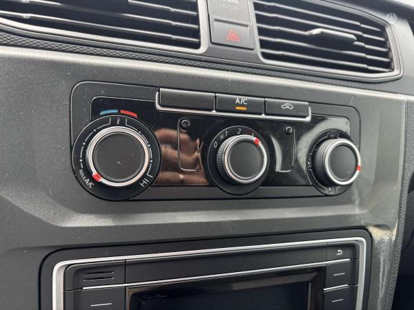 Pelēks Volkswagen Caddy 2018 Viļņa, ar dzinēja tilpumu 1.97 L un nobraukumu 125 tūkst. km par 9400 €, foto 9 vietnē AUTOMOTO.COM.LV