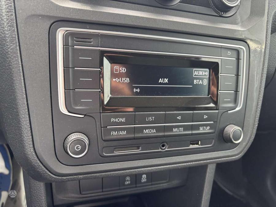 Pelēks Volkswagen Caddy 2018 Viļņa, ar dzinēja tilpumu 1.97 L un nobraukumu 125 tūkst. km par 9400 €, foto 11 vietnē AUTOMOTO.COM.LV