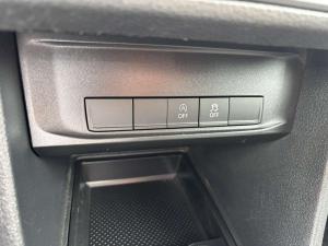 Pelēks Volkswagen Caddy 2018 Viļņa, ar dzinēja tilpumu 1.97 L un nobraukumu 125 tūkst. km par 9400 €, foto 12 vietnē AUTOMOTO.COM.LV