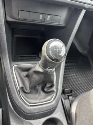 Pelēks Volkswagen Caddy 2018 Viļņa, ar dzinēja tilpumu 1.97 L un nobraukumu 125 tūkst. km par 9400 €, foto 13 vietnē AUTOMOTO.COM.LV