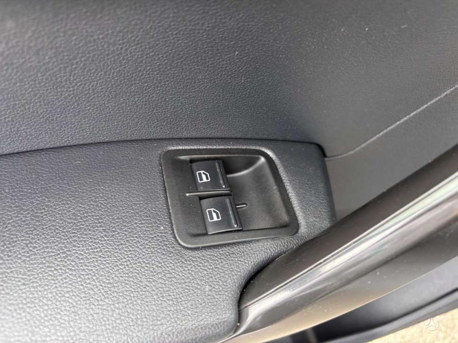 Pelēks Volkswagen Caddy 2018 Viļņa, ar dzinēja tilpumu 1.97 L un nobraukumu 125 tūkst. km par 9400 €, foto 17 vietnē AUTOMOTO.COM.LV