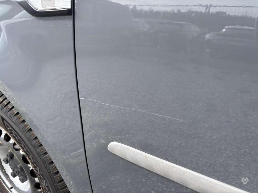 Pelēks Volkswagen Caddy 2018 Viļņa, ar dzinēja tilpumu 1.97 L un nobraukumu 125 tūkst. km par 9400 €, foto 18 vietnē AUTOMOTO.COM.LV