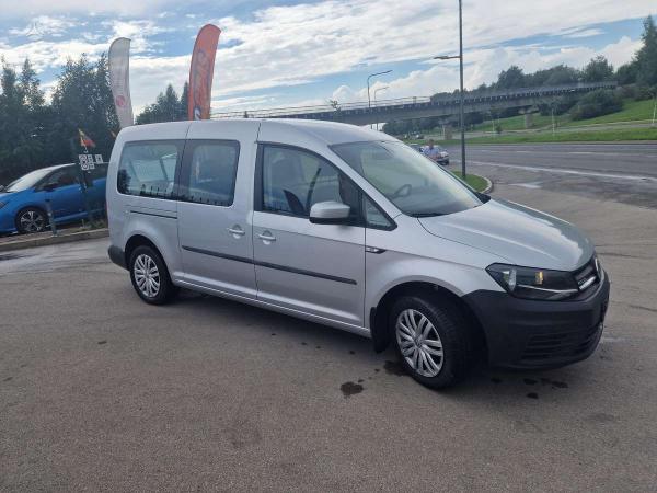 Pelēks Volkswagen Caddy 2018 Kauņa, ar dzinēja tilpumu 1.40 L un nobraukumu 99 tūkst. km par 14990 €, foto 5 vietnē AUTOMOTO.COM.LV