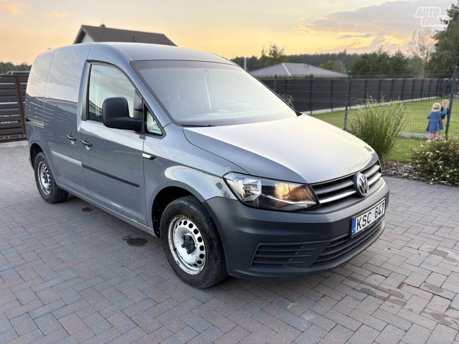 Grey Volkswagen Caddy 2018 in Vilnius, with an engine capacity of 2.00 L and mileage of 162 thousand km for 7900 €, photo 6 on AUTOMOTO.COM.LV