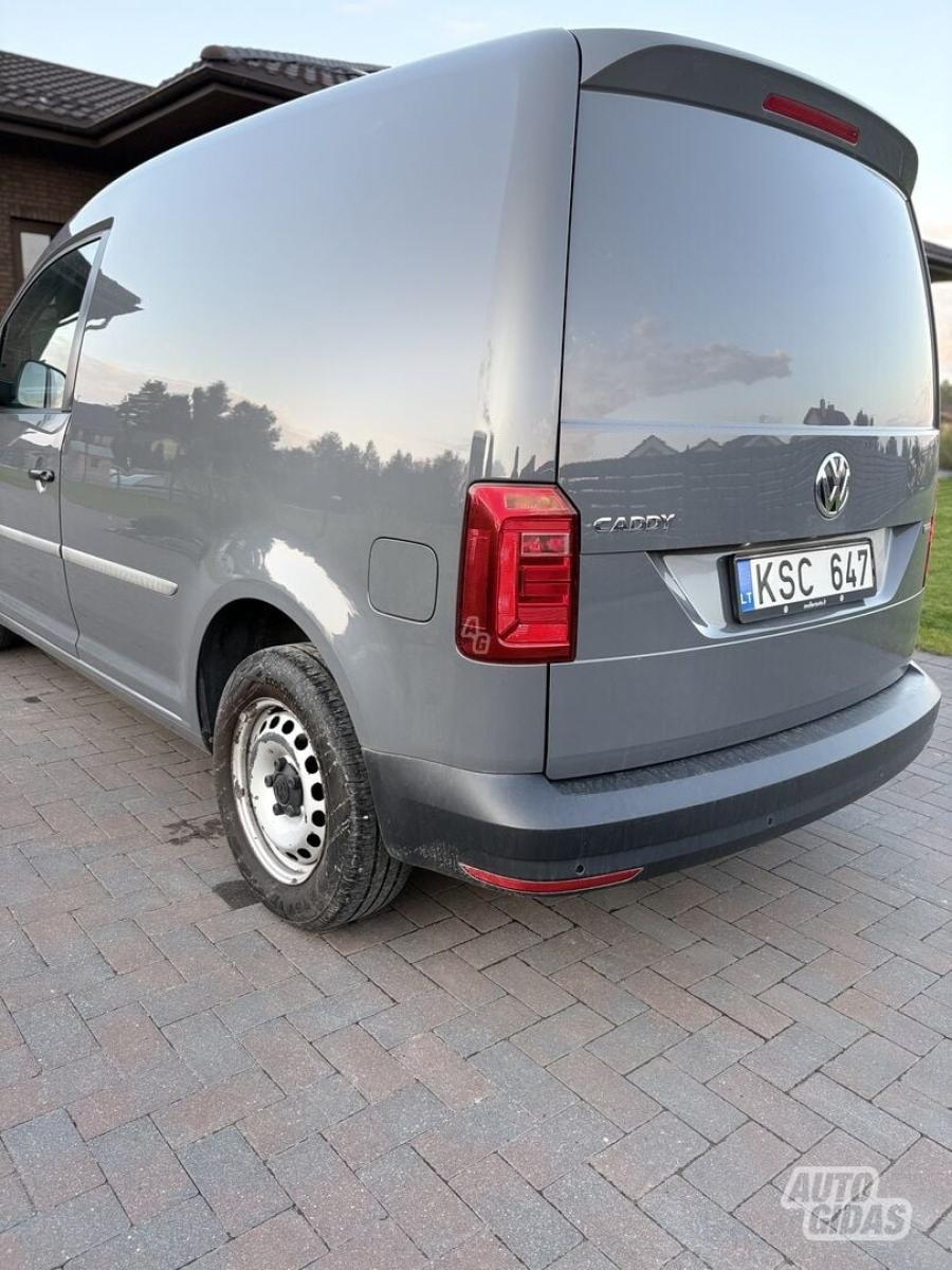 Grey Volkswagen Caddy 2018 in Vilnius, with an engine capacity of 2.00 L and mileage of 162 thousand km for 7900 €, photo 11 on AUTOMOTO.COM.LV