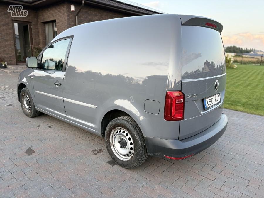 Grey Volkswagen Caddy 2018 in Vilnius, with an engine capacity of 2.00 L and mileage of 162 thousand km for 7900 €, photo 12 on AUTOMOTO.COM.LV