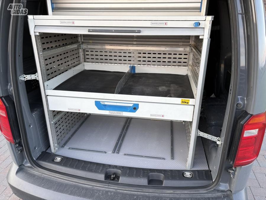 Grey Volkswagen Caddy 2018 in Vilnius, with an engine capacity of 2.00 L and mileage of 162 thousand km for 7900 €, photo 19 on AUTOMOTO.COM.LV