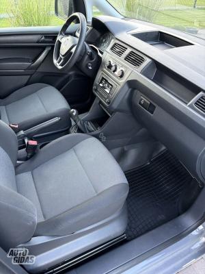 Grey Volkswagen Caddy 2018 in Vilnius, with an engine capacity of 2.00 L and mileage of 162 thousand km for 7900 €, photo 23 on AUTOMOTO.COM.LV