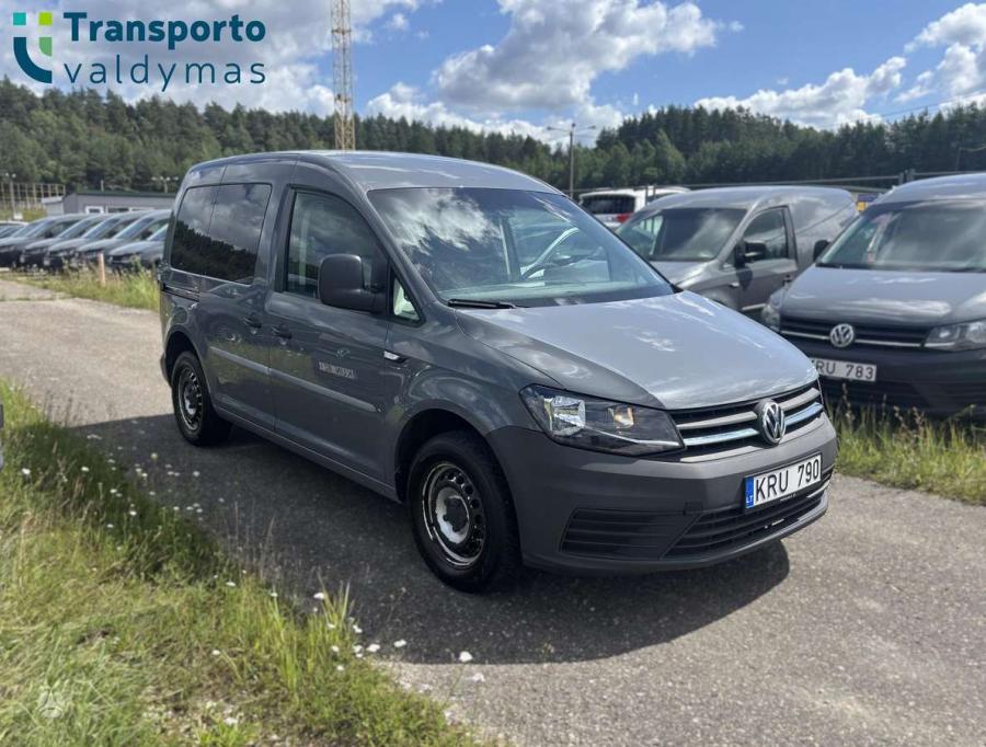 Grey Volkswagen Caddy 2018 in Vilnius, with an engine capacity of 1.97 L and mileage of 127 thousand km for 8400 €, photo 4 on AUTOMOTO.COM.LV