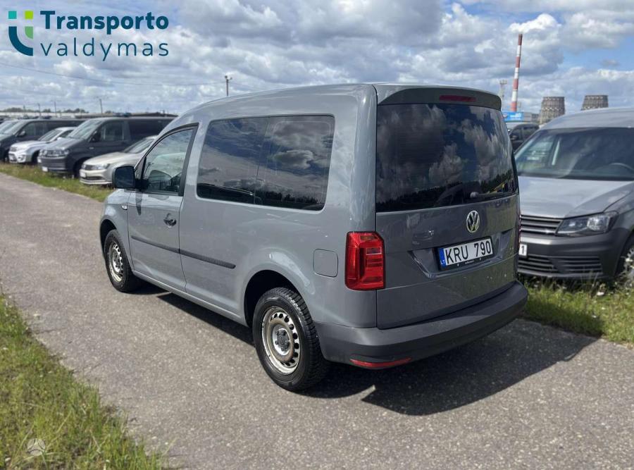 Grey Volkswagen Caddy 2018 in Vilnius, with an engine capacity of 1.97 L and mileage of 127 thousand km for 8400 €, photo 7 on AUTOMOTO.COM.LV