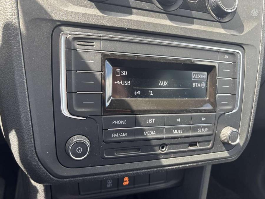 Grey Volkswagen Caddy 2018 in Vilnius, with an engine capacity of 1.97 L and mileage of 127 thousand km for 8400 €, photo 13 on AUTOMOTO.COM.LV