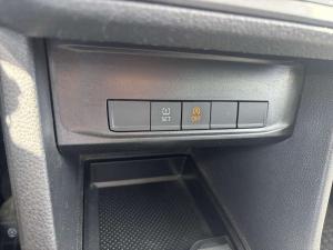 Grey Volkswagen Caddy 2018 in Vilnius, with an engine capacity of 1.97 L and mileage of 127 thousand km for 8400 €, photo 14 on AUTOMOTO.COM.LV