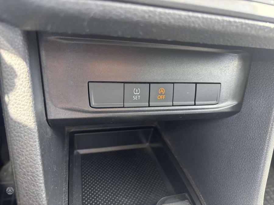 Grey Volkswagen Caddy 2018 in Vilnius, with an engine capacity of 1.97 L and mileage of 127 thousand km for 8400 €, photo 14 on AUTOMOTO.COM.LV