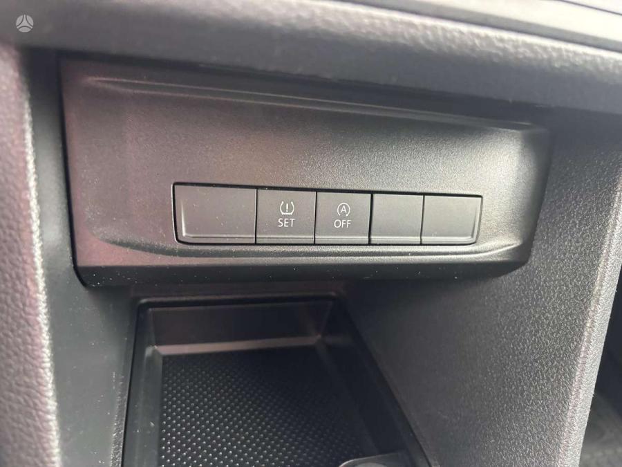 Grey Volkswagen Caddy 2018 in Vilnius, with an engine capacity of 1.97 L and mileage of 136 thousand km for 7000 €, photo 14 on AUTOMOTO.COM.LV