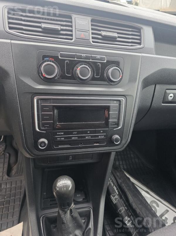 Volkswagen Caddy 2018 in Vilnius on AUTOMOTO.COM.LV Grey Volkswagen Caddy 2018 in Vilnius, with an engine capacity of 2.00 L and mileage of 141 thousand km for 6500 €, photo 9 on AUTOMOTO.COM.LV