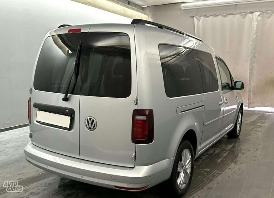 Grey Volkswagen Caddy 2019 in Kaunas, with an engine capacity of 2.00 L and mileage of 27 thousand km for 27793 €, photo 3 on AUTOMOTO.COM.LV