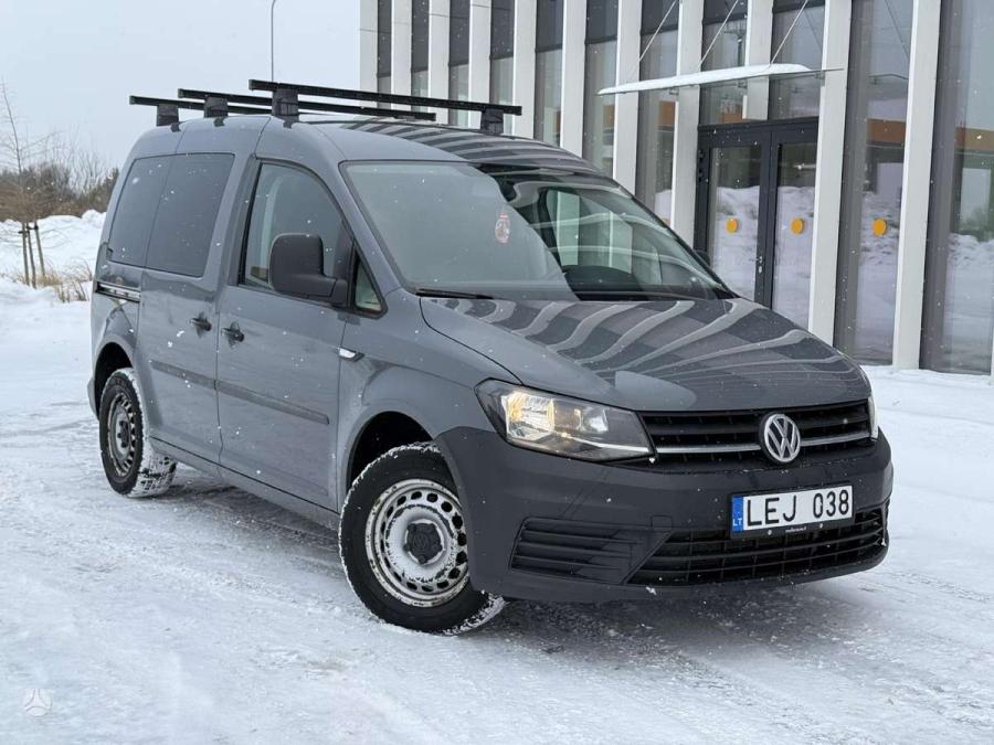 Grey Volkswagen Caddy 2019 in Vilnius, with an engine capacity of 1.97 L and mileage of 244 thousand km for 7400 €, photo 1 on AUTOMOTO.COM.LV