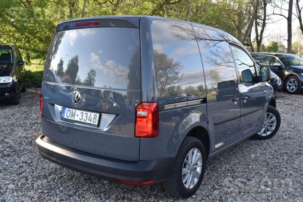 Pelēks Volkswagen Caddy 2019 Kuldīga, ar dzinēja tilpumu 2.00 L un nobraukumu 0 tūkst. km par 12350 €, foto 2 vietnē AUTOMOTO.COM.LV