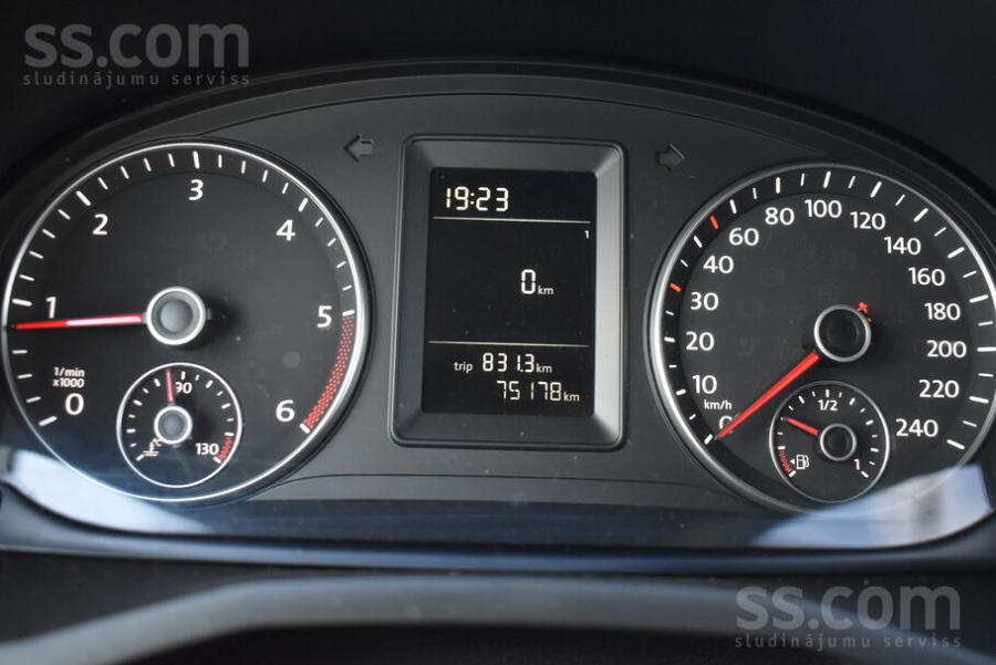 Pelēks Volkswagen Caddy 2019 Kuldīga, ar dzinēja tilpumu 2.00 L un nobraukumu 0 tūkst. km par 12350 €, foto 15 vietnē AUTOMOTO.COM.LV
