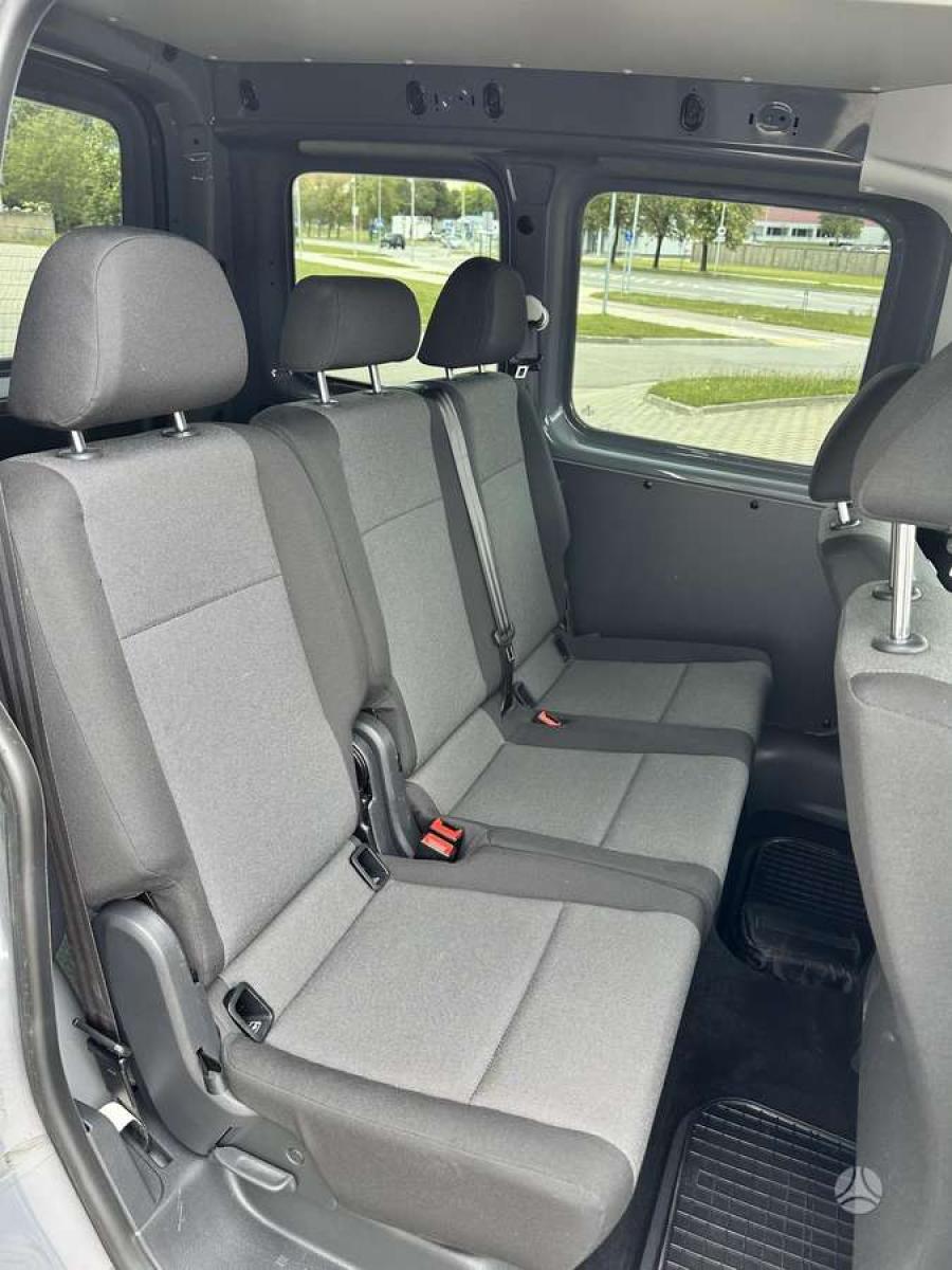 Grey Volkswagen Caddy 2019 in Siauliai, with an engine capacity of 1.97 L and mileage of 114 thousand km for 13900 €, photo 7 on AUTOMOTO.COM.LV