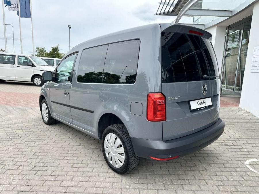 Grey Volkswagen Caddy 2019 in Siauliai, with an engine capacity of 1.97 L and mileage of 114 thousand km for 13900 €, photo 12 on AUTOMOTO.COM.LV